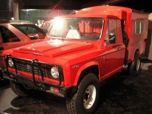 1988 ARO 320 - museum exhibit | 360CarMuseum.com