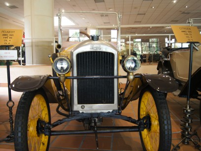 1921 Peugeot Type 161 - museum exhibit | 360CarMuseum.com