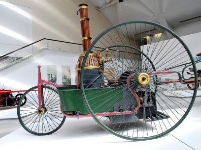 1891 STEAM TRICYCLE Pecori - museum exhibit | 360CarMuseum.com