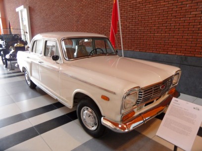 1970 Shanghai SH760 1970 - museum exhibit | 360CarMuseum.com